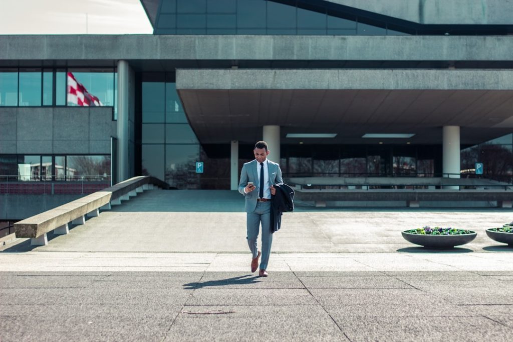 Exploration des Avantages et Garanties de l'Assurance Professionnelle MACSF